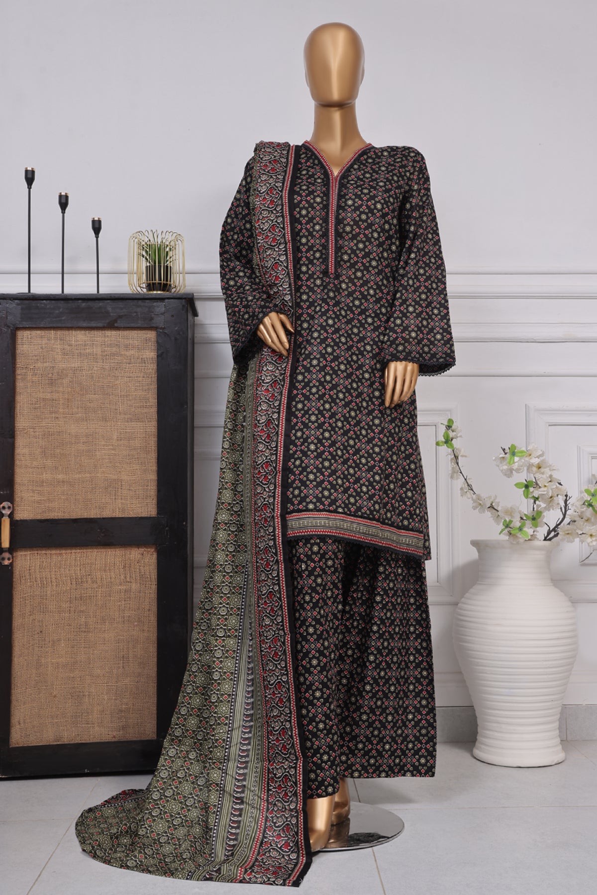 Lawn - Stitched printed 3piece with Farshi Shalwar - Black ...